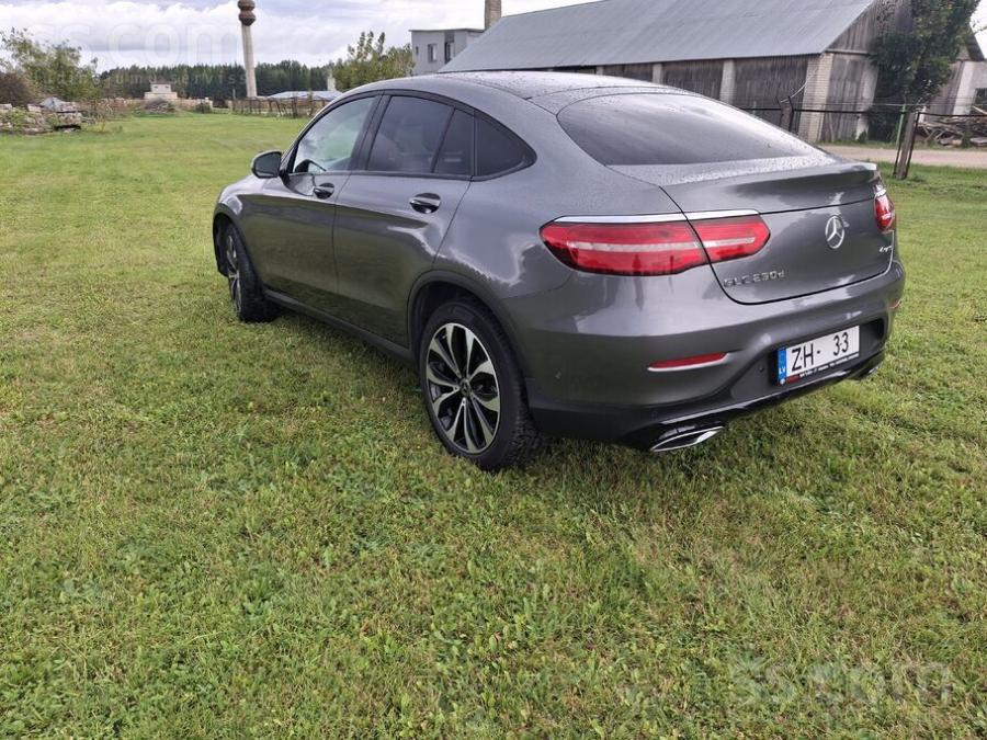Pelēks Mercedes-Benz GLC 250 2018 Valmiera, ar dzinēja tilpumu 2.20 L un nobraukumu 214 tūkst. km par 26990 €, foto 3 vietnē AUTOMOTO.COM.LV