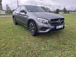 Pelēks Mercedes-Benz GLC 250 2018 Valmiera, ar dzinēja tilpumu 2.20 L un nobraukumu 214 tūkst. km par 26990 €, foto 5 vietnē AUTOMOTO.COM.LV