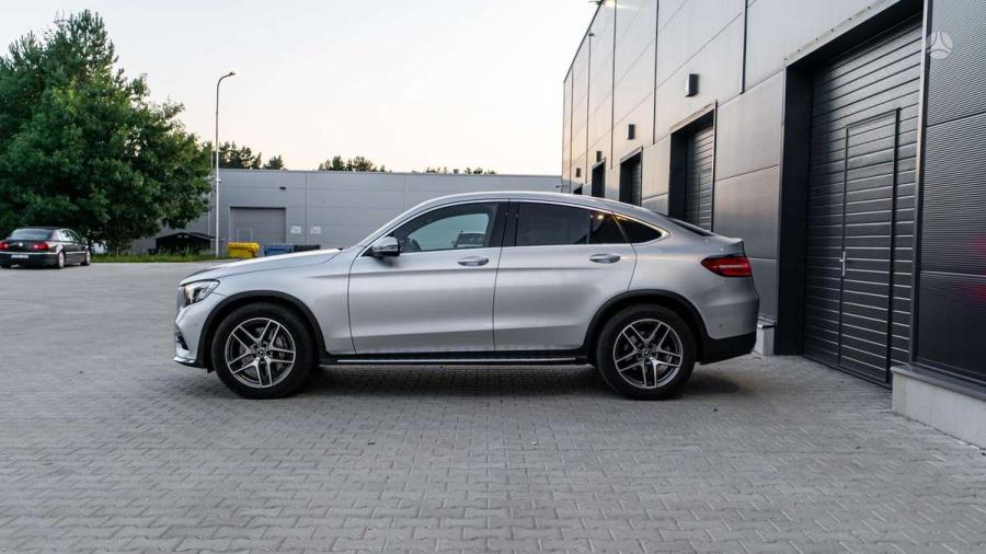 Pelēks Mercedes-Benz GLC 250 2018 Utena, ar dzinēja tilpumu 2.10 L un nobraukumu 285 tūkst. km par 20500 €, foto 6 vietnē AUTOMOTO.COM.LV