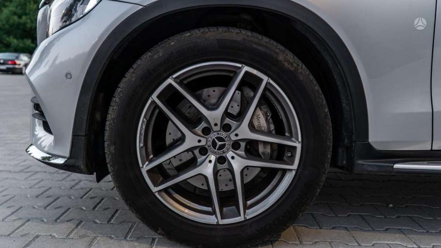 Pelēks Mercedes-Benz GLC 250 2018 Utena, ar dzinēja tilpumu 2.10 L un nobraukumu 285 tūkst. km par 20500 €, foto 7 vietnē AUTOMOTO.COM.LV