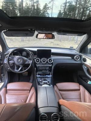 Pelēks Mercedes-Benz GLC 250 2015 Rīga, ar dzinēja tilpumu 2.20 L un nobraukumu 222 tūkst. km par 21750 €, foto 9 vietnē AUTOMOTO.COM.LV