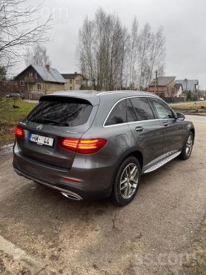 Grey Mercedes-Benz GLC 250 2015 in Riga, with an engine capacity of 2.20 L and mileage of 235 thousand km for 19300 €, photo 5 on AUTOMOTO.COM.LV
