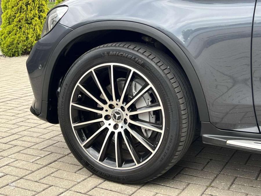 Grey Mercedes-Benz GLC 250 2015 in Kedainiai, with an engine capacity of 2.14 L and mileage of 211 thousand km for 20350 €, photo 15 on AUTOMOTO.COM.LV