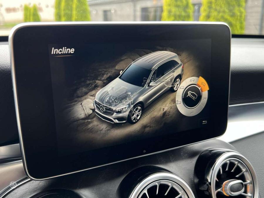 Grey Mercedes-Benz GLC 250 2015 in Kedainiai, with an engine capacity of 2.14 L and mileage of 211 thousand km for 20350 €, photo 45 on AUTOMOTO.COM.LV