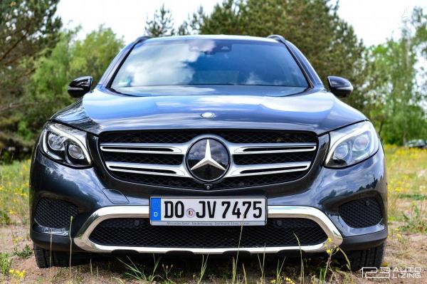 Pelēks Mercedes-Benz GLC 250 2015 Kretinga, ar dzinēja tilpumu 2.15 L un nobraukumu 294 tūkst. km par 18900 €, foto 5 vietnē AUTOMOTO.COM.LV