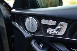 Pelēks Mercedes-Benz GLC 250 2015 Kretinga, ar dzinēja tilpumu 2.15 L un nobraukumu 294 tūkst. km par 18900 €, foto 24 vietnē AUTOMOTO.COM.LV
