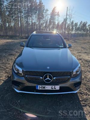 Grey Mercedes-Benz GLC 250 2015 in Riga, with an engine capacity of 2.20 L and mileage of 251 thousand km for 16300 €, photo 1 on AUTOMOTO.COM.LV
