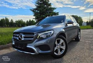 Pelēks Mercedes-Benz GLC 250 2015 Kauņa, ar dzinēja tilpumu 2.10 L un nobraukumu 238 tūkst. km par 15550 €, foto  vietnē AUTOMOTO.COM.LV