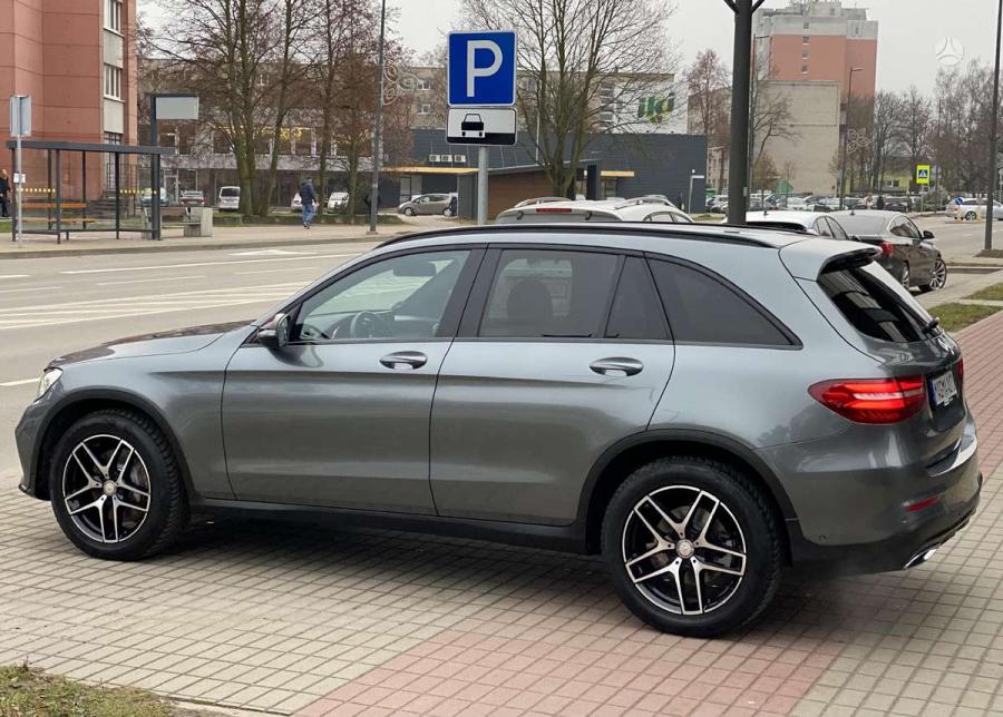 Pelēks Mercedes-Benz GLC 250 2016 Marijampole, ar dzinēja tilpumu 2.14 L un nobraukumu 249 tūkst. km par 19450 €, foto 5 vietnē AUTOMOTO.COM.LV