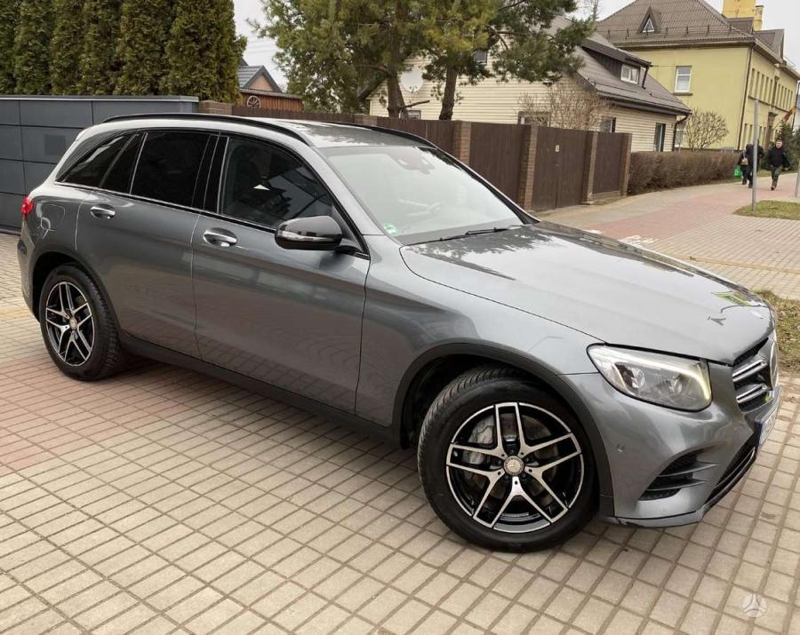 Pelēks Mercedes-Benz GLC 250 2016 Marijampole, ar dzinēja tilpumu 2.14 L un nobraukumu 249 tūkst. km par 19450 €, foto 8 vietnē AUTOMOTO.COM.LV