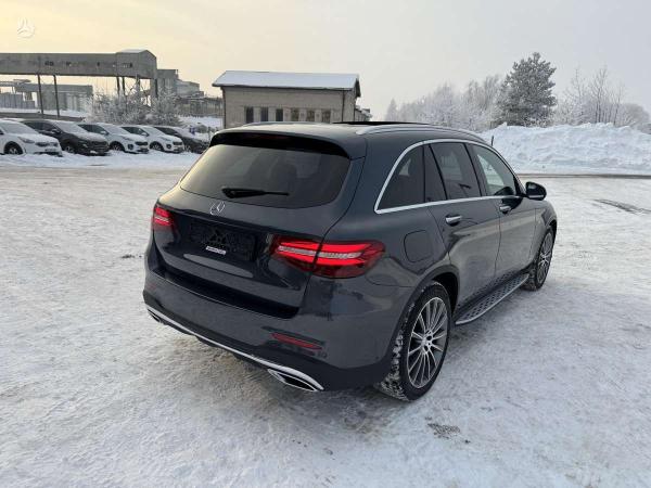 Grey Mercedes-Benz GLC 250 2016 in Telschi, with an engine capacity of 2.14 L and mileage of 253 thousand km for 19300 €, photo 7 on AUTOMOTO.COM.LV
