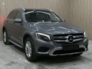 Pelēks Mercedes-Benz GLC 250 2016 Marijampole, ar dzinēja tilpumu 2.14 L un nobraukumu 214 tūkst. km par 17400 €, foto  vietnē AUTOMOTO.COM.LV