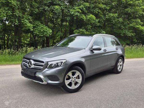 Grey Mercedes-Benz GLC 250 2016 in Kaunas, with an engine capacity of 2.14 L and mileage of 210 thousand km for 15989 €, photo 7 on AUTOMOTO.COM.LV