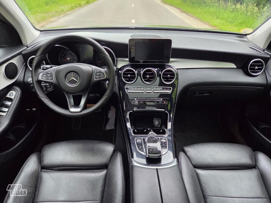 Pelēks Mercedes-Benz GLC 250 2016 Kauņa, ar dzinēja tilpumu 2.20 L un nobraukumu 209 tūkst. km par 15989 €, foto 15 vietnē AUTOMOTO.COM.LV