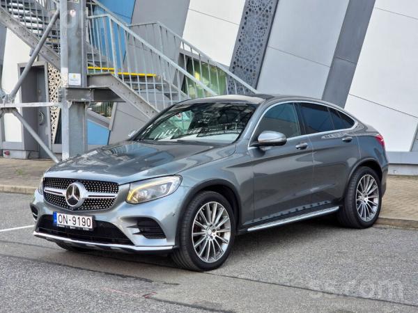 Grey Mercedes-Benz GLC 250 2016 in Riga, with an engine capacity of 2.20 L and mileage of 202 thousand km for 21555 €, photo 1 on AUTOMOTO.COM.LV