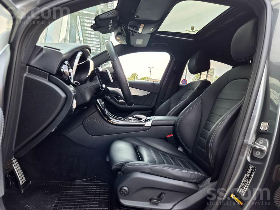 Grey Mercedes-Benz GLC 250 2016 in Riga, with an engine capacity of 2.20 L and mileage of 202 thousand km for 21555 €, photo 13 on AUTOMOTO.COM.LV