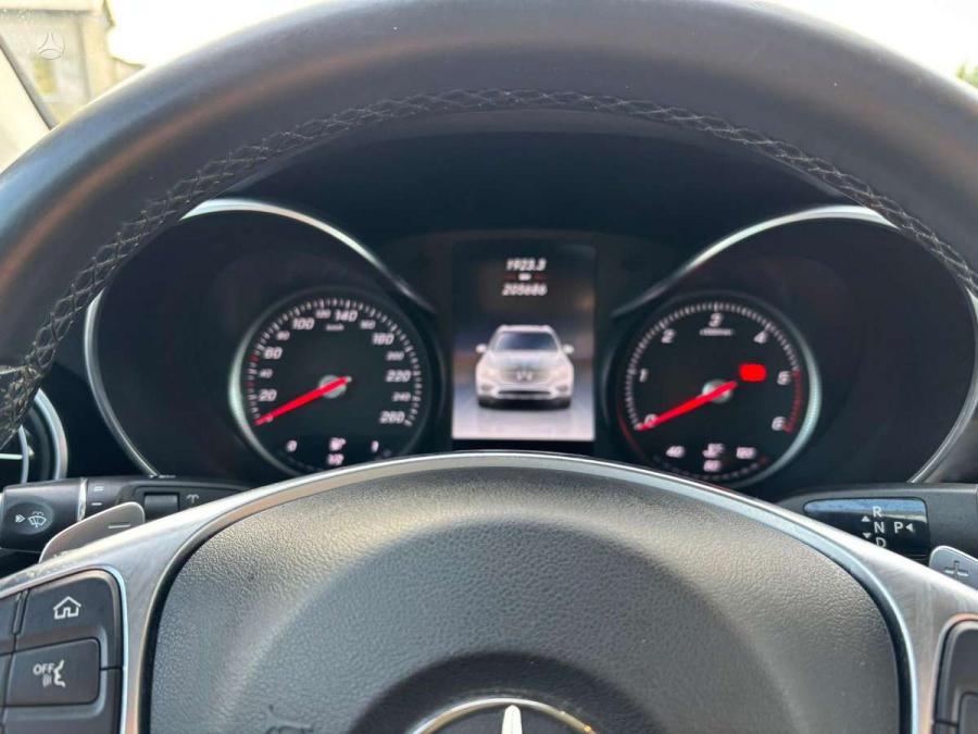 Pelēks Mercedes-Benz GLC 250 2016 Telšiai, ar dzinēja tilpumu 2.14 L un nobraukumu 206 tūkst. km par 17500 €, foto 20 vietnē AUTOMOTO.COM.LV