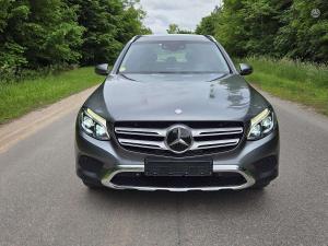 Pelēks Mercedes-Benz GLC 250 2016 Kauņa, ar dzinēja tilpumu 2.14 L un nobraukumu 210 tūkst. km par 16989 €, foto 3 vietnē AUTOMOTO.COM.LV