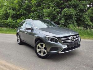 Pelēks Mercedes-Benz GLC 250 2016 Kauņa, ar dzinēja tilpumu 2.14 L un nobraukumu 210 tūkst. km par 16989 €, foto 4 vietnē AUTOMOTO.COM.LV