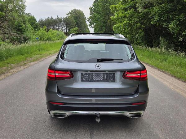 Grey Mercedes-Benz GLC 250 2016 in Kaunas, with an engine capacity of 2.14 L and mileage of 210 thousand km for 16989 €, photo 7 on AUTOMOTO.COM.LV