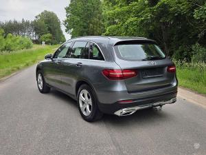 Pelēks Mercedes-Benz GLC 250 2016 Kauņa, ar dzinēja tilpumu 2.14 L un nobraukumu 210 tūkst. km par 16989 €, foto 8 vietnē AUTOMOTO.COM.LV