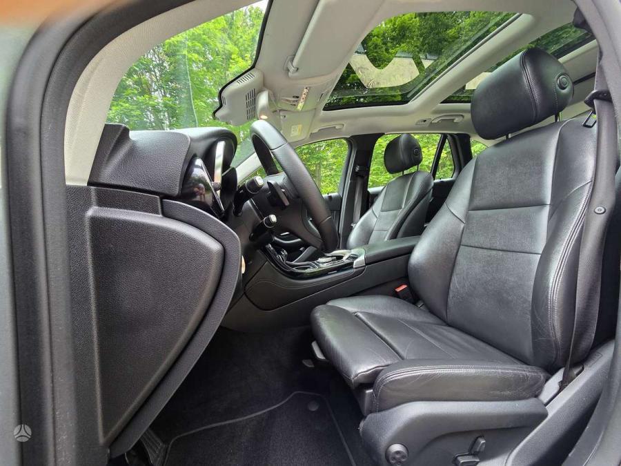 Pelēks Mercedes-Benz GLC 250 2016 Kauņa, ar dzinēja tilpumu 2.14 L un nobraukumu 210 tūkst. km par 16989 €, foto 15 vietnē AUTOMOTO.COM.LV