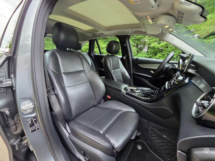 Pelēks Mercedes-Benz GLC 250 2016 Kauņa, ar dzinēja tilpumu 2.14 L un nobraukumu 210 tūkst. km par 16989 €, foto 16 vietnē AUTOMOTO.COM.LV