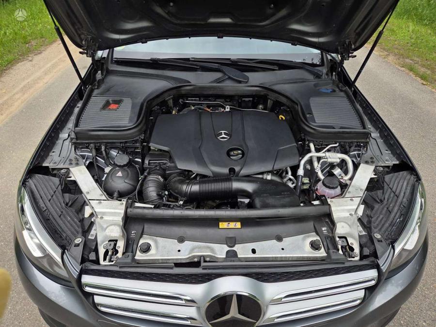 Pelēks Mercedes-Benz GLC 250 2016 Kauņa, ar dzinēja tilpumu 2.14 L un nobraukumu 210 tūkst. km par 16989 €, foto 23 vietnē AUTOMOTO.COM.LV