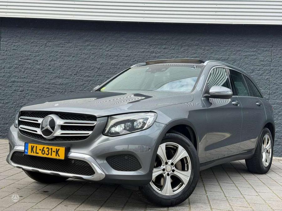 Pelēks Mercedes-Benz GLC 250 2016 Kauņa, ar dzinēja tilpumu 2.14 L un nobraukumu 210 tūkst. km par 16989 €, foto 27 vietnē AUTOMOTO.COM.LV