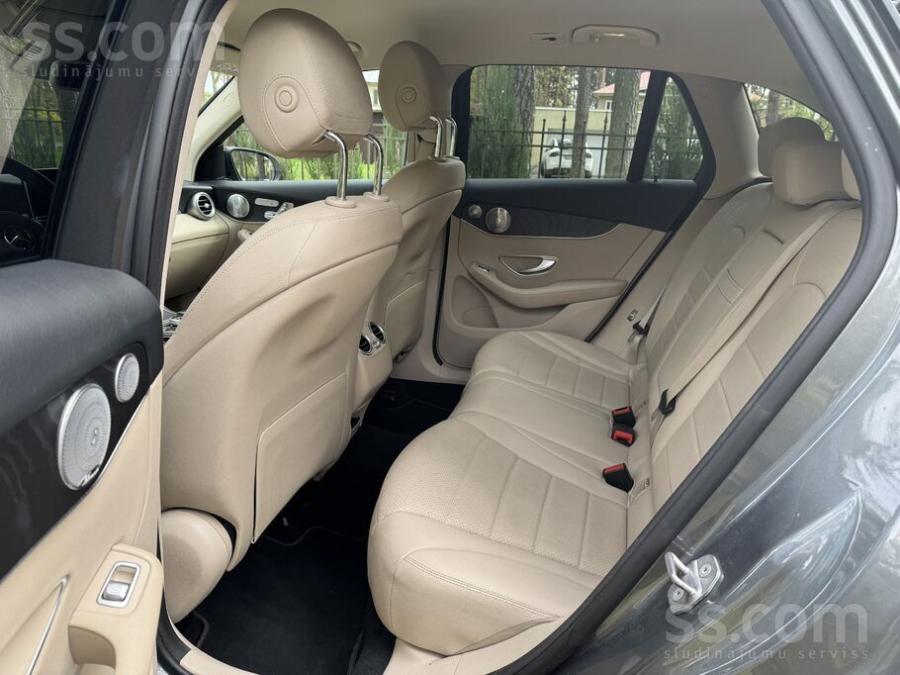 Pelēks Mercedes-Benz GLC 250 2017 Rīga, ar dzinēja tilpumu 2.20 L un nobraukumu 126 tūkst. km par 24750 €, foto 10 vietnē AUTOMOTO.COM.LV