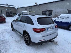 Grey Mercedes-Benz GLC 250 2017 in Telschi, with an engine capacity of 2.14 L and mileage of 232 thousand km for 19900 €, photo 4 on AUTOMOTO.COM.LV