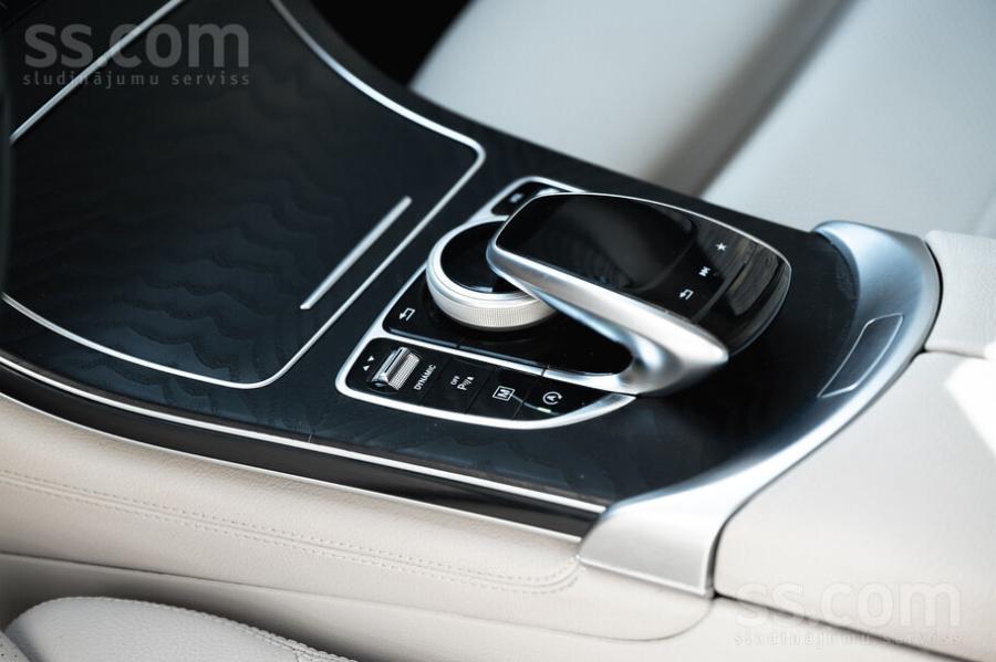 Pelēks Mercedes-Benz GLC 250 2017 Rīga, ar dzinēja tilpumu 2.20 L un nobraukumu 139 tūkst. km par 22900 €, foto 16 vietnē AUTOMOTO.COM.LV