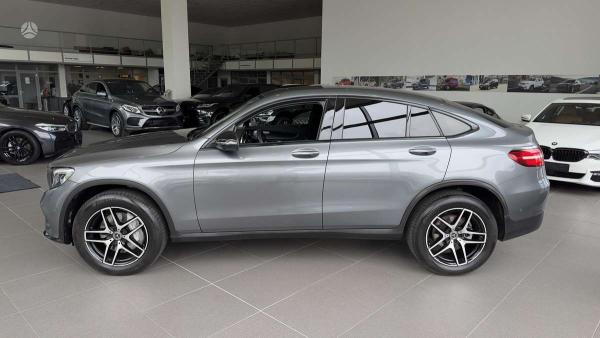 Pelēks Mercedes-Benz GLC 250 2017 Marijampole, ar dzinēja tilpumu 2.14 L un nobraukumu 211 tūkst. km par 25999 €, foto 2 vietnē AUTOMOTO.COM.LV