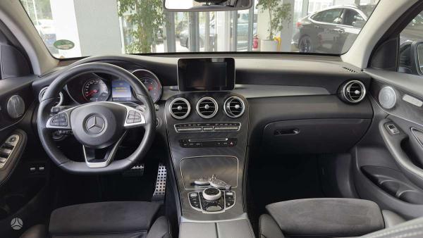 Pelēks Mercedes-Benz GLC 250 2017 Marijampole, ar dzinēja tilpumu 2.14 L un nobraukumu 211 tūkst. km par 25999 €, foto 10 vietnē AUTOMOTO.COM.LV