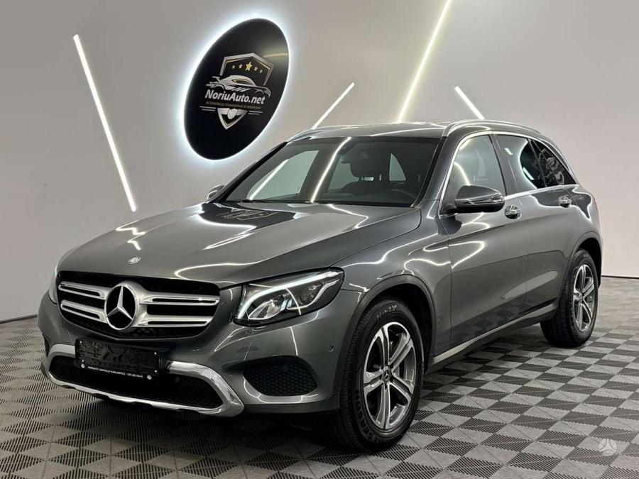 Grey Mercedes-Benz GLC 250 2017 in Marijampole, with an engine capacity of 2.14 L and mileage of 247 thousand km for 13999 €, photo 8 on AUTOMOTO.COM.LV