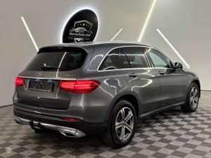 Grey Mercedes-Benz GLC 250 2017 in Marijampole, with an engine capacity of 2.14 L and mileage of 247 thousand km for 13999 €, photo 20 on AUTOMOTO.COM.LV