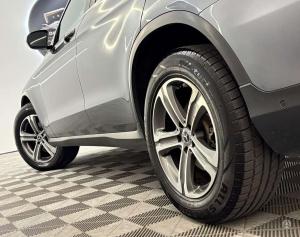 Grey Mercedes-Benz GLC 250 2017 in Marijampole, with an engine capacity of 2.14 L and mileage of 247 thousand km for 13999 €, photo 24 on AUTOMOTO.COM.LV