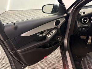 Grey Mercedes-Benz GLC 250 2017 in Marijampole, with an engine capacity of 2.14 L and mileage of 247 thousand km for 13999 €, photo 26 on AUTOMOTO.COM.LV