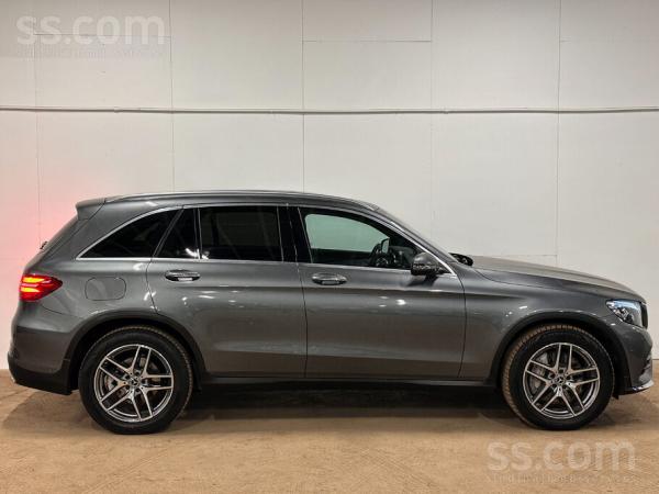 Pelēks Mercedes-Benz GLC 250 2018 Jūrmala, ar dzinēja tilpumu 2.20 L un nobraukumu 211 tūkst. km par 24750 €, foto 8 vietnē AUTOMOTO.COM.LV