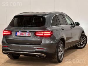 Pelēks Mercedes-Benz GLC 250 2018 Jūrmala, ar dzinēja tilpumu 2.20 L un nobraukumu 211 tūkst. km par 24750 €, foto 12 vietnē AUTOMOTO.COM.LV