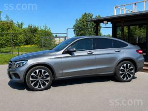Pelēks Mercedes-Benz GLC 250 2018 Rīga, ar dzinēja tilpumu 2.20 L un nobraukumu 234 tūkst. km par 26900 €, foto 3 vietnē AUTOMOTO.COM.LV