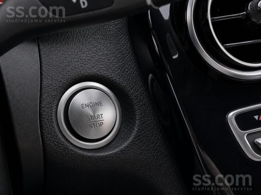 Pelēks Mercedes-Benz GLC 250 2018 Rīga, ar dzinēja tilpumu 2.20 L un nobraukumu 234 tūkst. km par 26900 €, foto 24 vietnē AUTOMOTO.COM.LV
