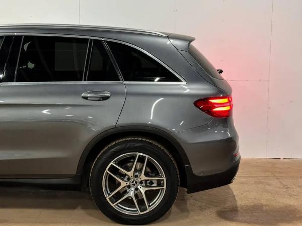 Pelēks Mercedes-Benz GLC 250 2018 Jūrmala, ar dzinēja tilpumu 2.20 L un nobraukumu 211 tūkst. km par 24750 €, foto 8 vietnē AUTOMOTO.COM.LV