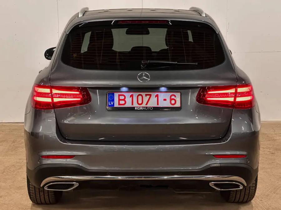 Pelēks Mercedes-Benz GLC 250 2018 Jūrmala, ar dzinēja tilpumu 2.20 L un nobraukumu 211 tūkst. km par 24750 €, foto 19 vietnē AUTOMOTO.COM.LV