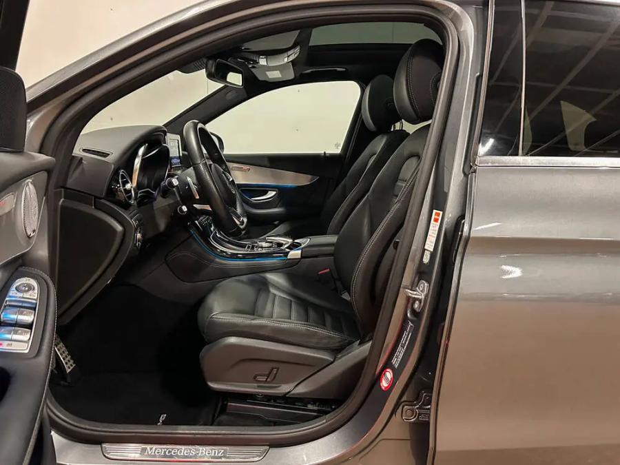 Pelēks Mercedes-Benz GLC 250 2018 Jūrmala, ar dzinēja tilpumu 2.20 L un nobraukumu 211 tūkst. km par 24750 €, foto 22 vietnē AUTOMOTO.COM.LV