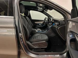 Pelēks Mercedes-Benz GLC 250 2018 Jūrmala, ar dzinēja tilpumu 2.20 L un nobraukumu 211 tūkst. km par 24750 €, foto 25 vietnē AUTOMOTO.COM.LV