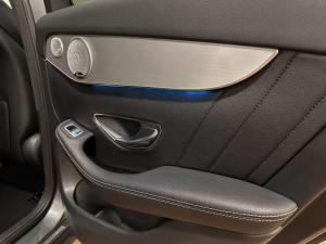 Pelēks Mercedes-Benz GLC 250 2018 Jūrmala, ar dzinēja tilpumu 2.20 L un nobraukumu 211 tūkst. km par 24750 €, foto 32 vietnē AUTOMOTO.COM.LV