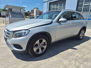 Grey Mercedes-Benz GLC 250 2018 in Vilnius, with an engine capacity of 2.14 L and mileage of 240 thousand km for 11950 €, photo  on AUTOMOTO.COM.LV