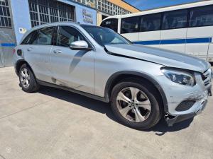 Grey Mercedes-Benz GLC 250 2018 in Vilnius, with an engine capacity of 2.14 L and mileage of 240 thousand km for 11950 €, photo 3 on AUTOMOTO.COM.LV