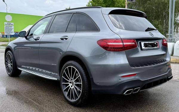 Grey Mercedes-Benz GLC 250 2018 in Kaunas, with an engine capacity of 2.14 L and mileage of 298 thousand km for 21200 €, photo 3 on AUTOMOTO.COM.LV